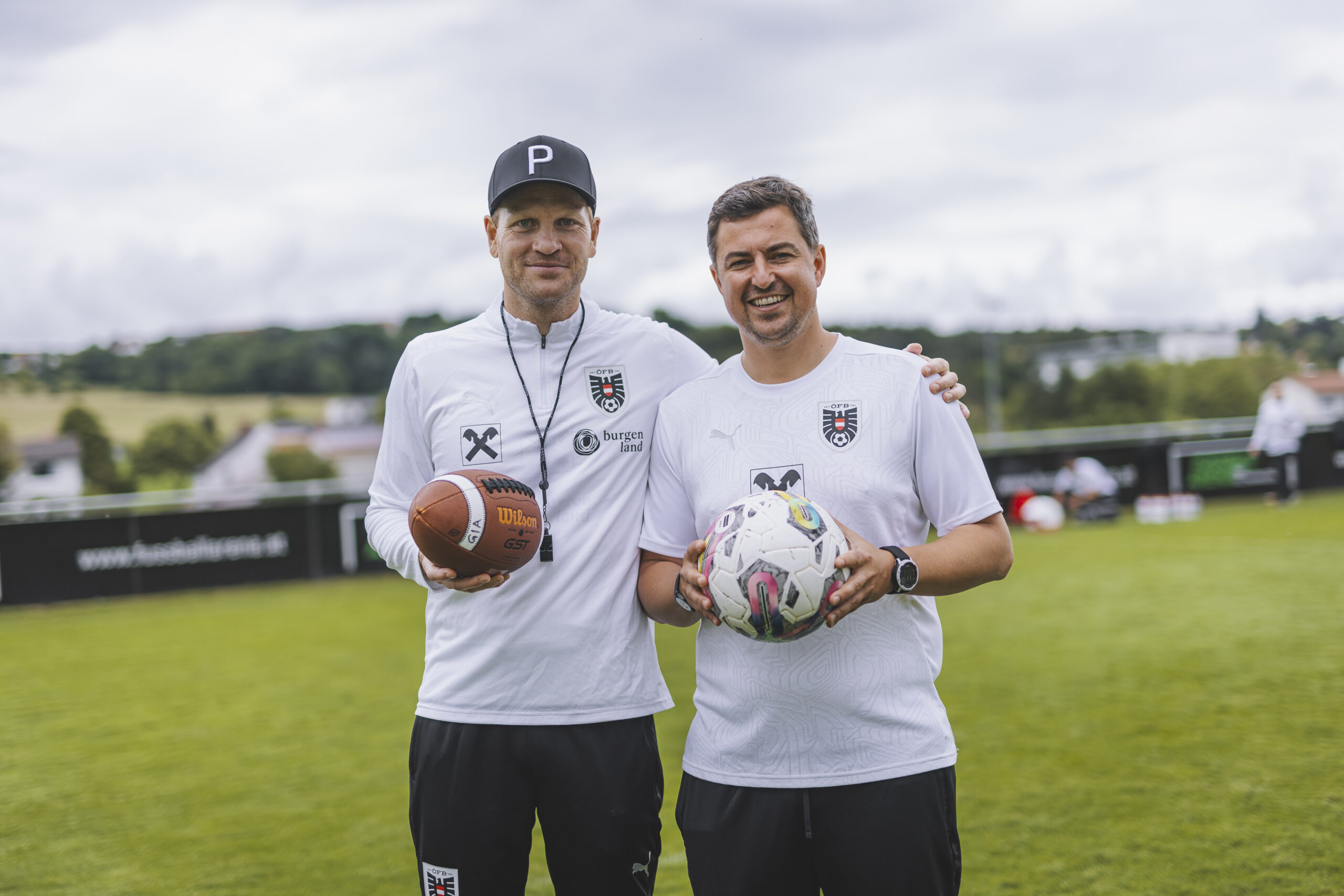 Football trifft Fußball: Nationalteam Head Coach Max Sommer zu Gast beim ÖFB U21-Nationalteam | AFBÖ
