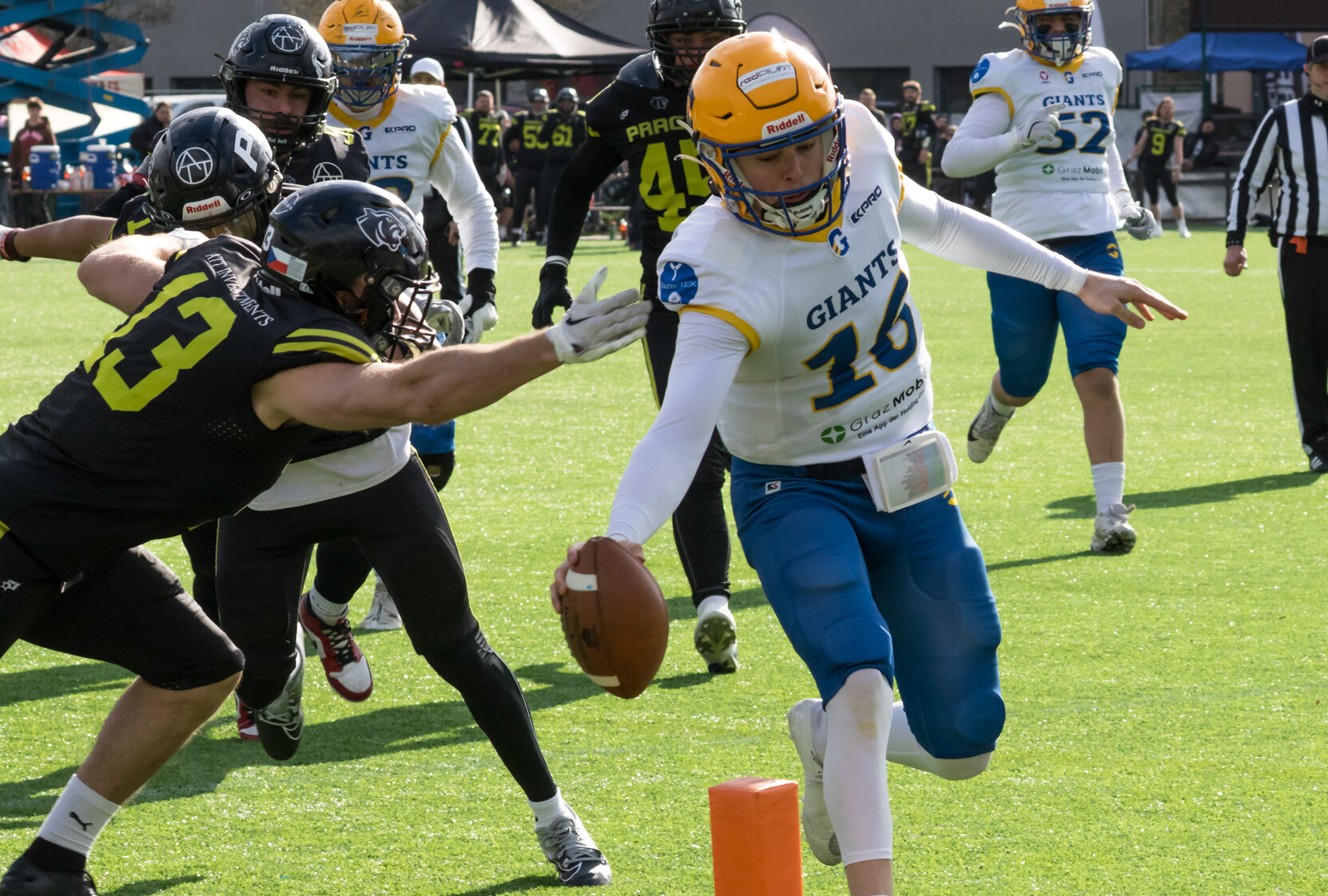 AFL Week 1: Black Panthers bändigen Giants | AFBÖ